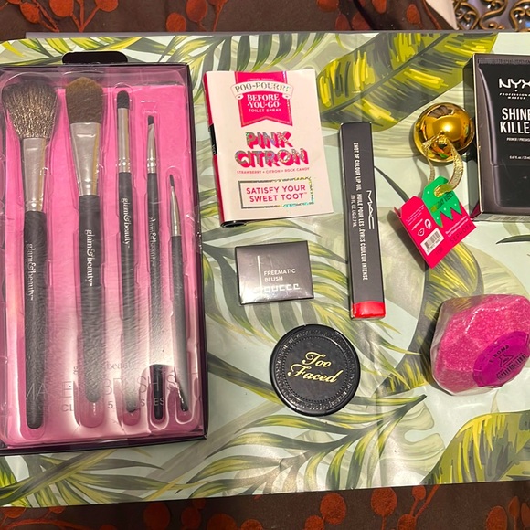 MAC Cosmetics | Skincare | Beauty Bundle | Poshmark